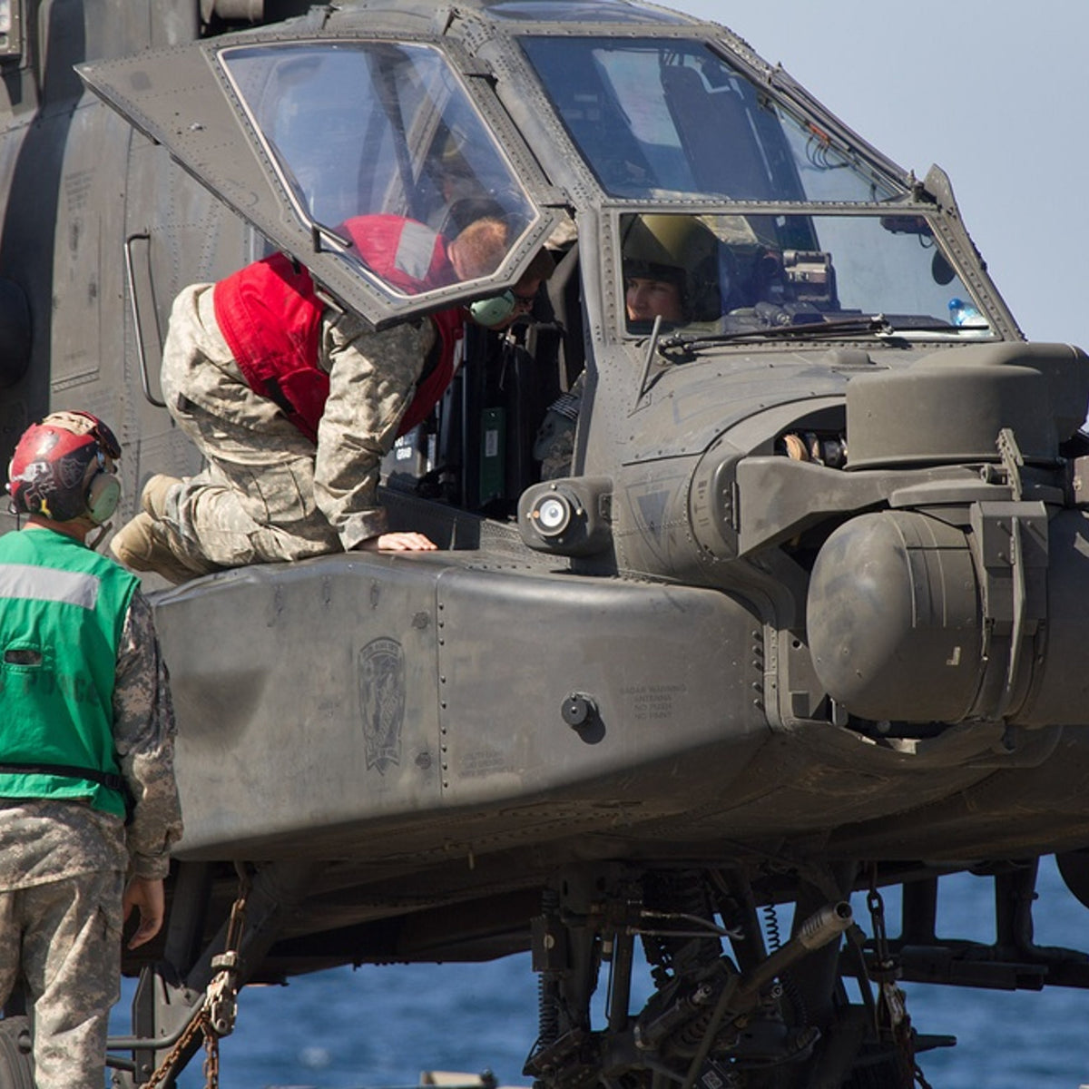 10 Navy Crew Members Injured in Helicopter Training Incident at Naval