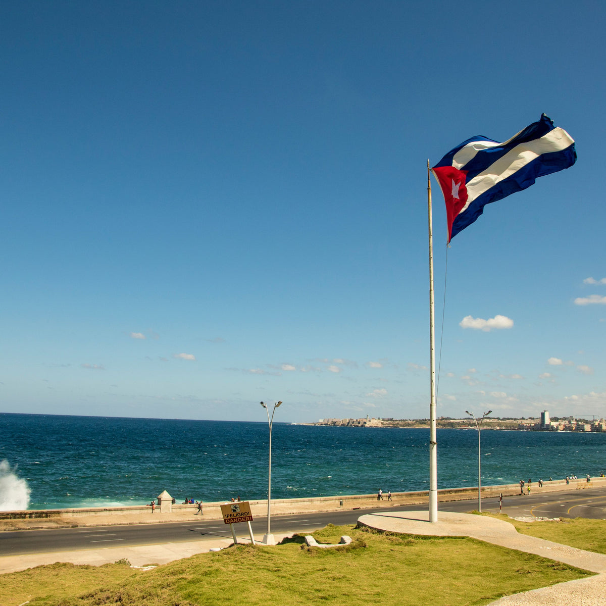 Cuban Border Guards Kill Four Peopless on US-Registered Boat